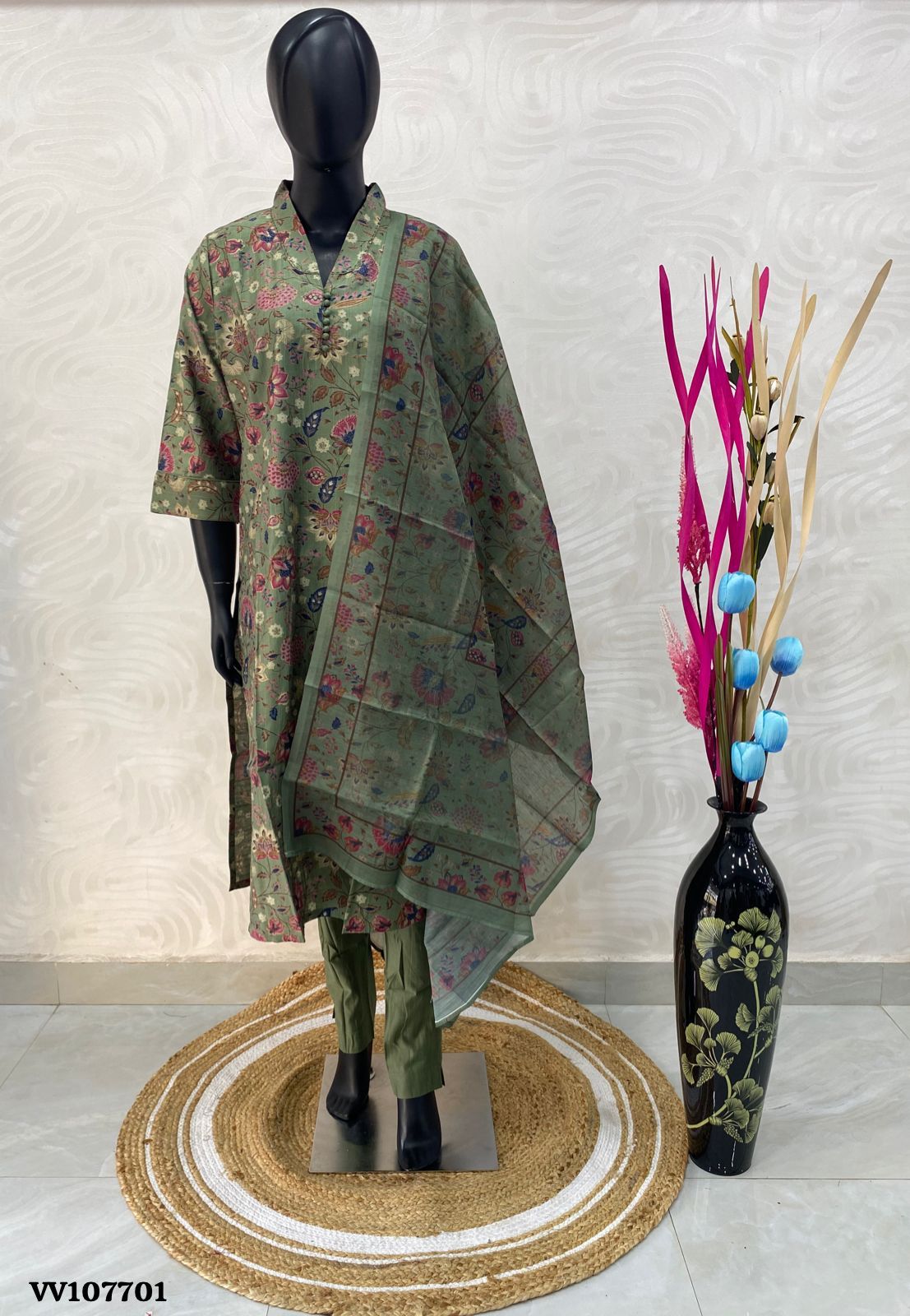 All Readymades – Vallis Vaseha